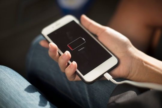Why Do My Phone Quick Chargers Get Hot When Charging? Should I Worry ...